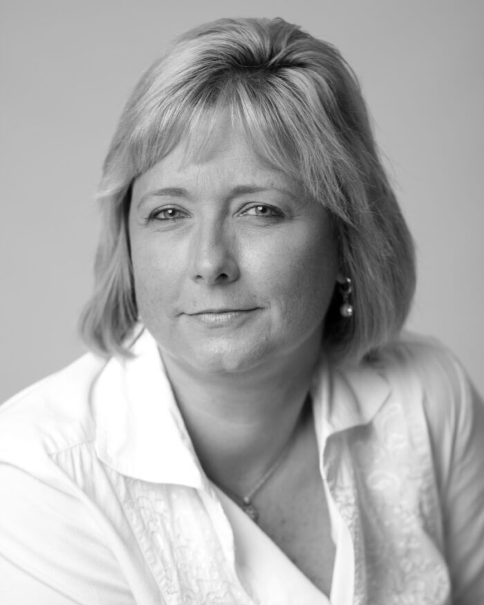 “Singin’ in the Rain” Director • Lisa Newton – South Arkansas Arts Center